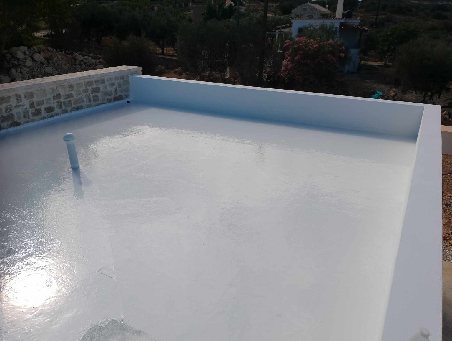 Το HYPERDESMO είναι υλικό υψηλής αντοχής και ιδανικό για ταράτσες